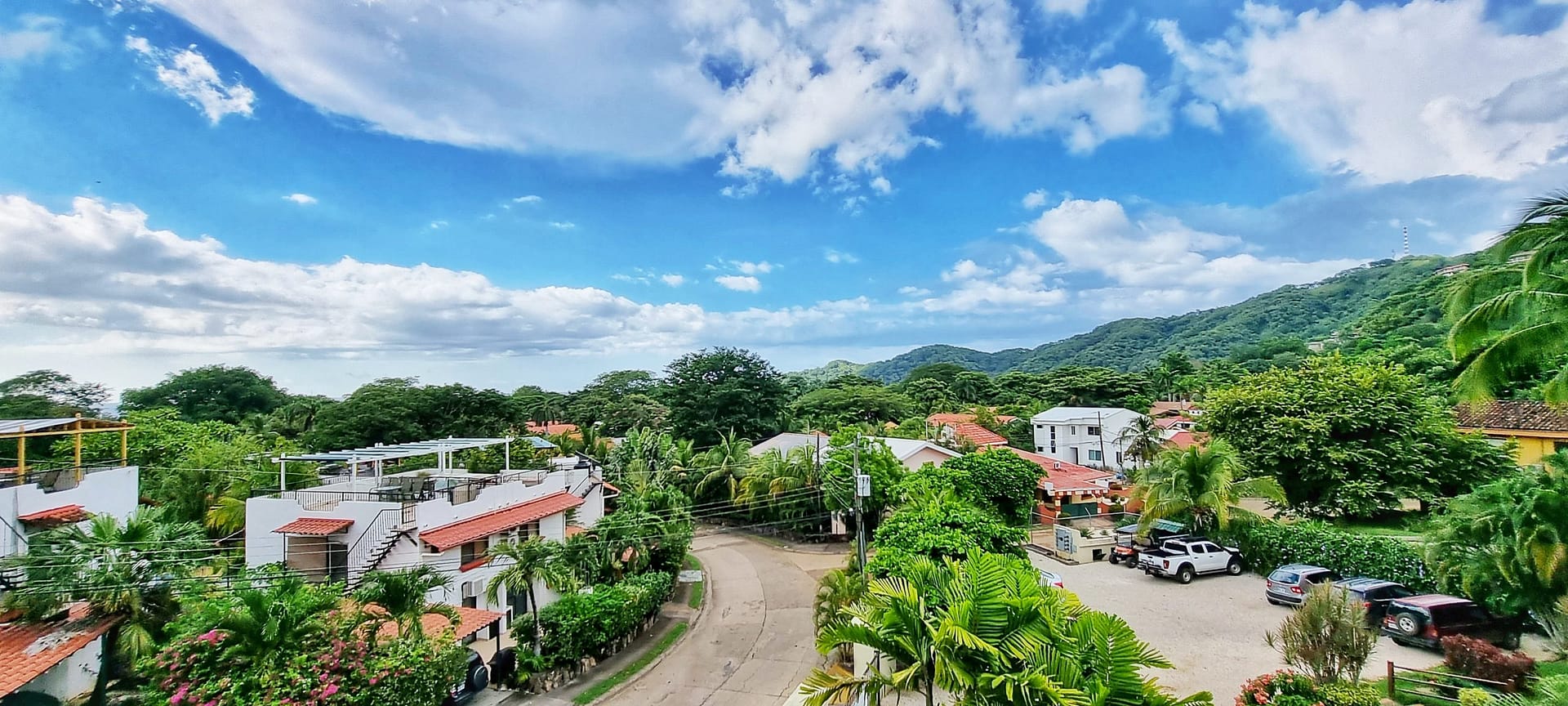 Coco Sunset Hills - World Luxury Realty